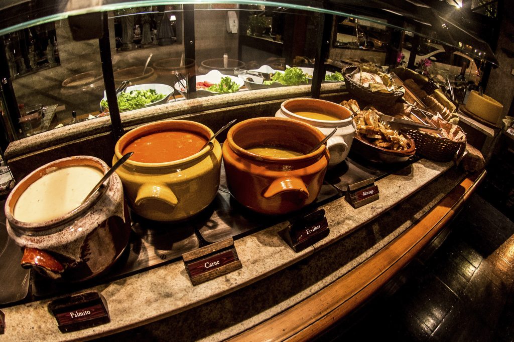 Buffet de sopas em Gramado